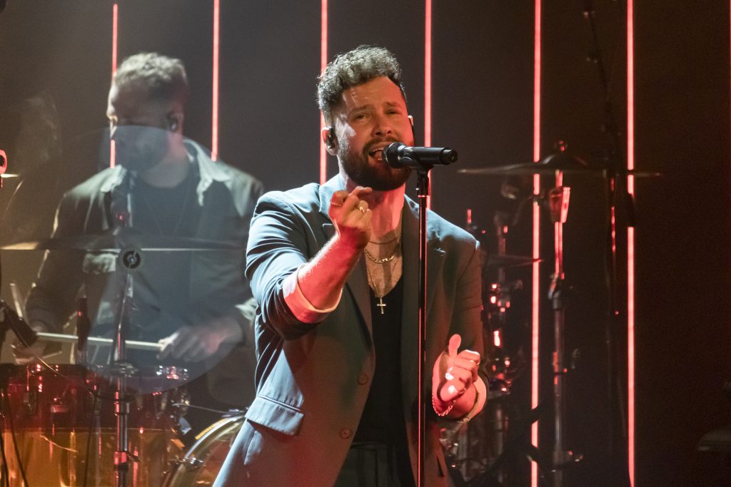 Live Review: Calum Scott / Mitch James – 3Olympia Theatre, Dublin 30.09 ...